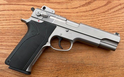 Classified Listing | S&W 4506-1 Fullsize STAINLESS 3rd Gen | 784294