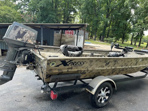 Classified Listing | 2000 Xpress 1650DB with DT25HP Suzuki. | 789589